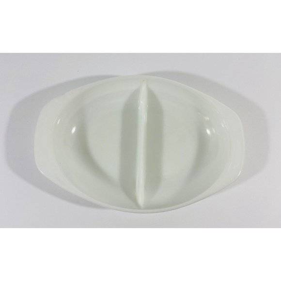 Pyrex | Kitchen | Vintage Pyrex 83 White Milk Glass Divided Casserole ...